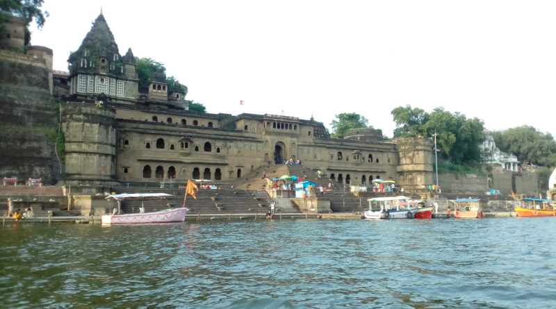 Top Places to Visit in Maheshwar in a day - Fernwehrahee